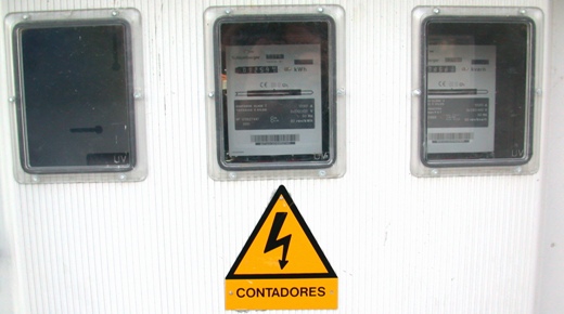 El precio de la luz sube a 122,76 euros y marca otro récord | Canal ...