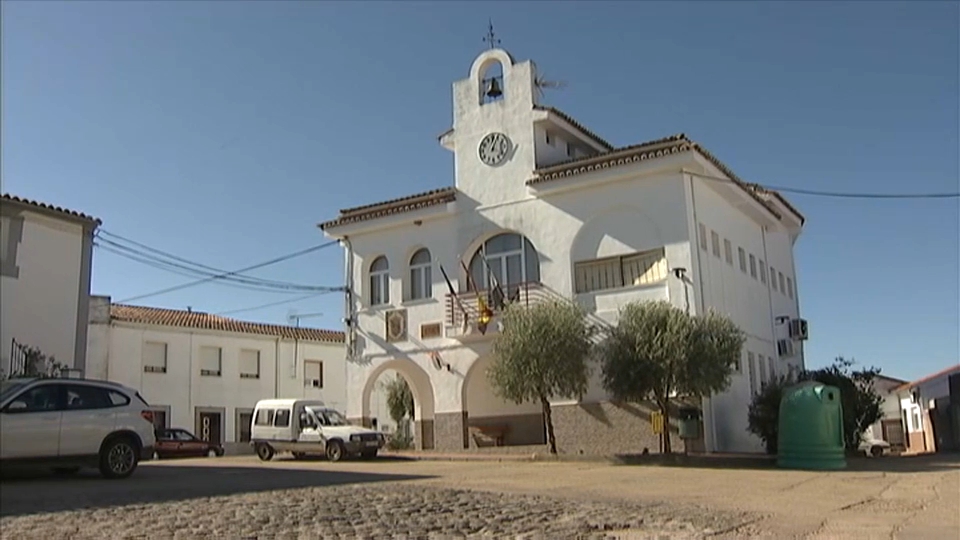 La fotovoltaica de Cedillo ya tiene la declaración de impacto ambiental ...