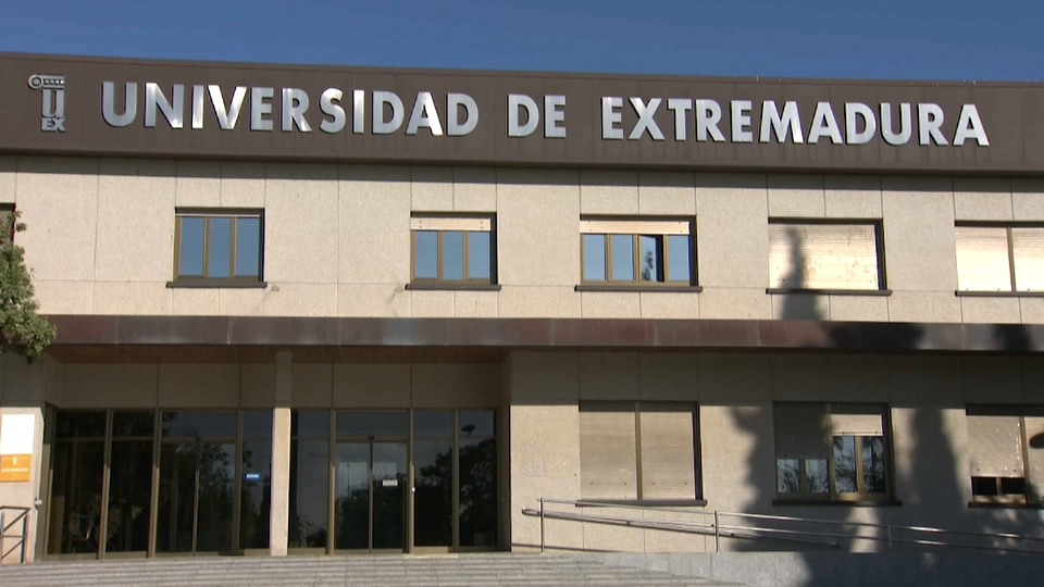 La Universidad de Extremadura cumple 50 años | Canal Extremadura